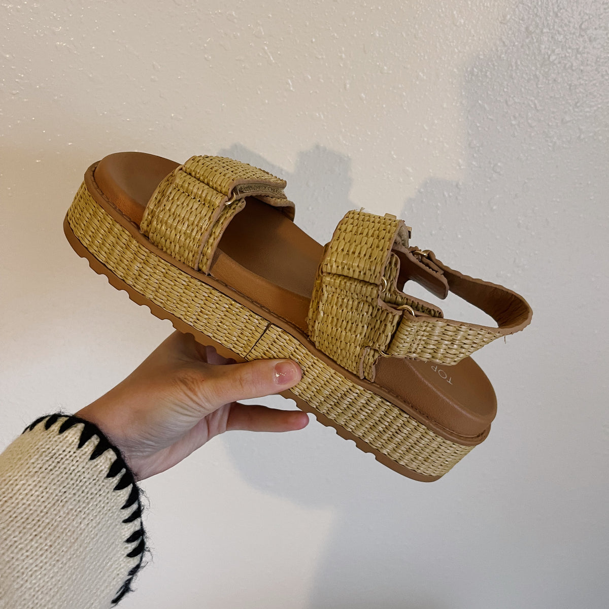 Beige Platform Sandals – Four Seasons Boutique